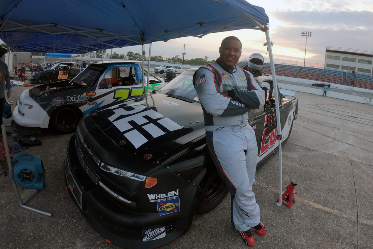 Da Ethan Barker una victoria al equipo MCM Racing en Houston | Rotativo ...