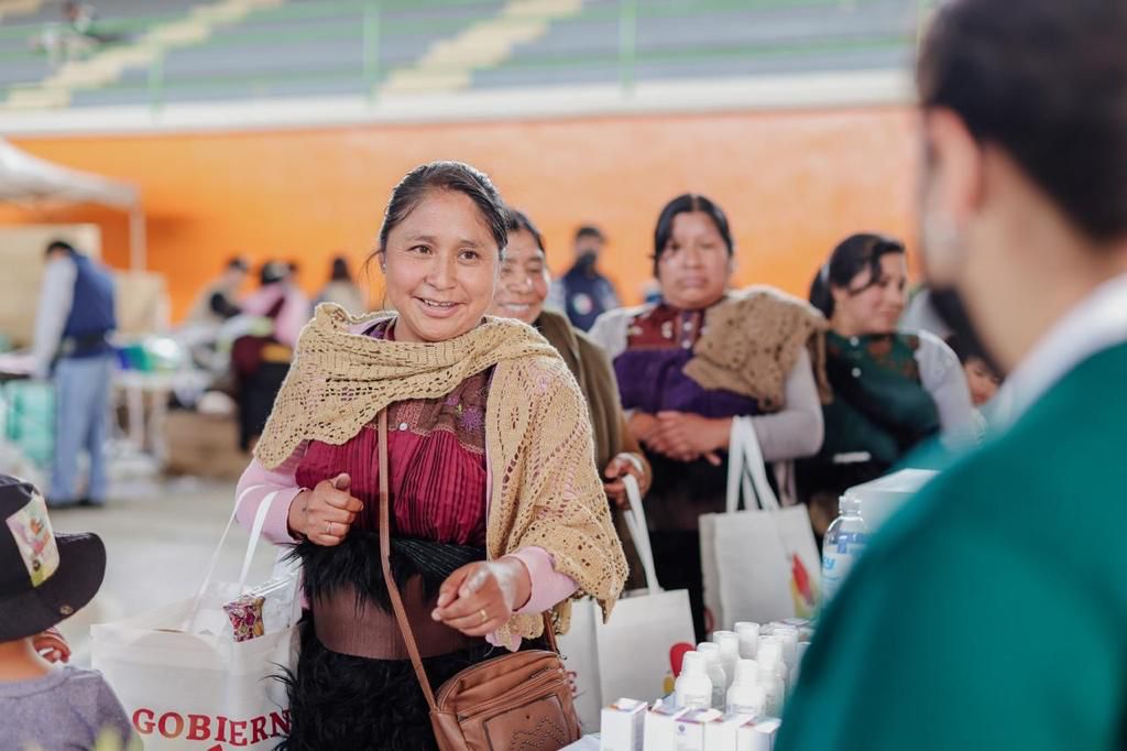 Más de un millón de mujeres rurales en Chiapas recibe atención y ...