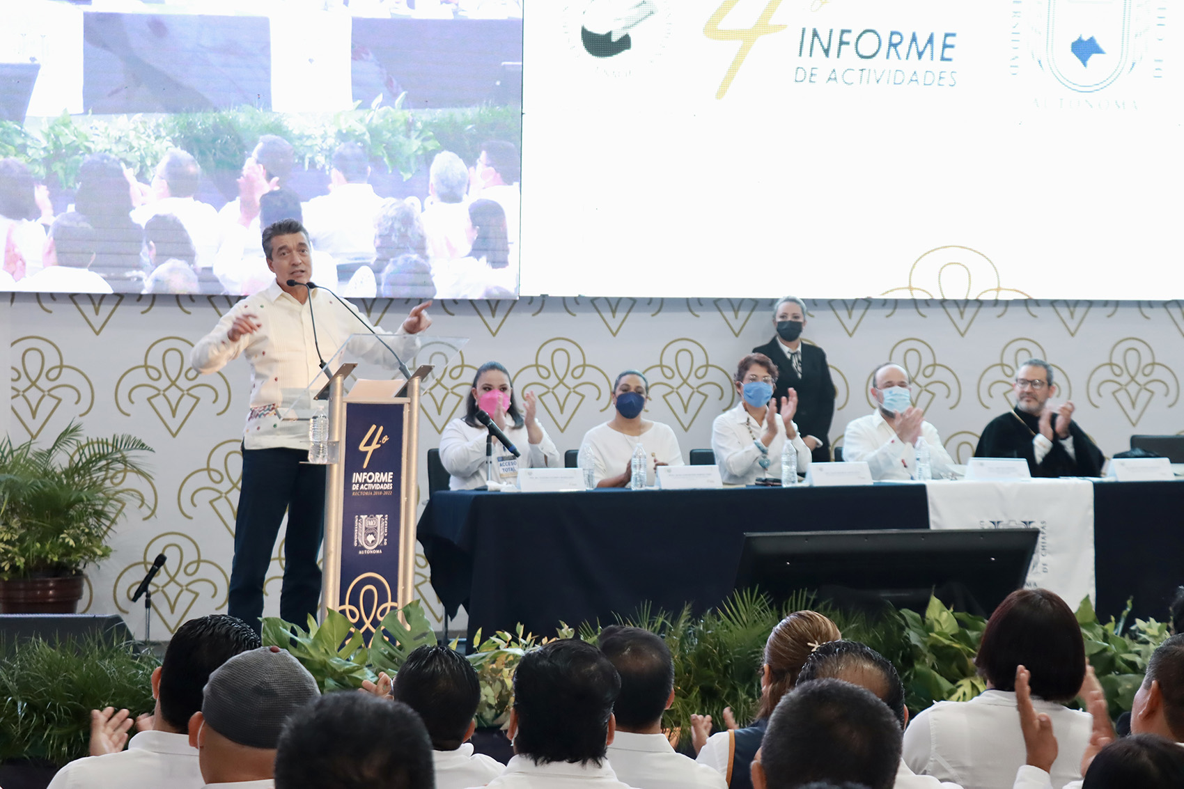 Asiste Rutilio Escandón al Cuarto Informe de Actividades de la Rectoría de la Unach | Rotativo ...